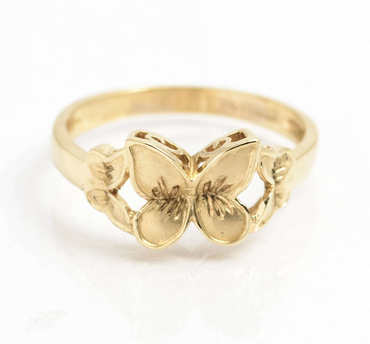 Pretty 9ct Yellow Solid Gold Ring In The Form Of Butterflies Hallmarke ...