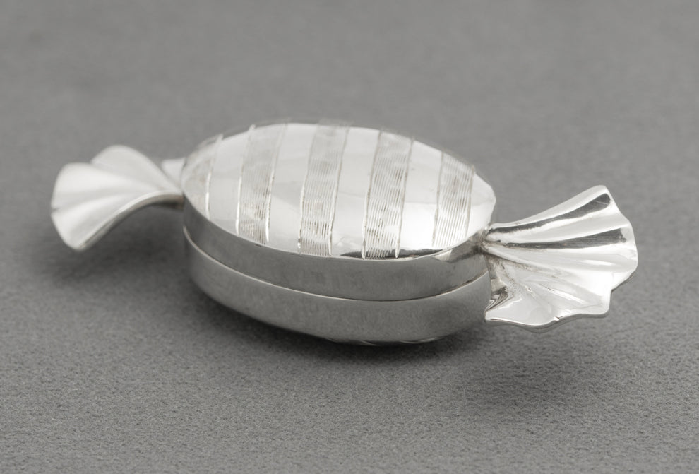 Vintage Sterling Silver Pill Box Sweet Wrapper Design Hallmarked Londo ...