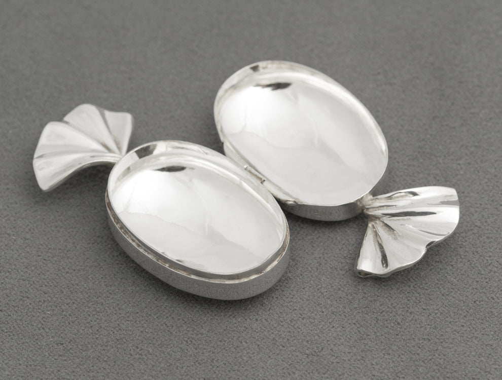 Vintage Sterling Silver Pill Box Sweet Wrapper Design Hallmarked Londo ...